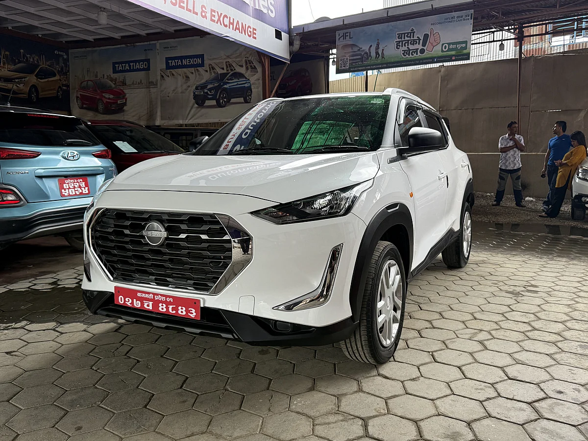 Buy Nissan Magnite XE 2022 in Nepal,Rs.2650000