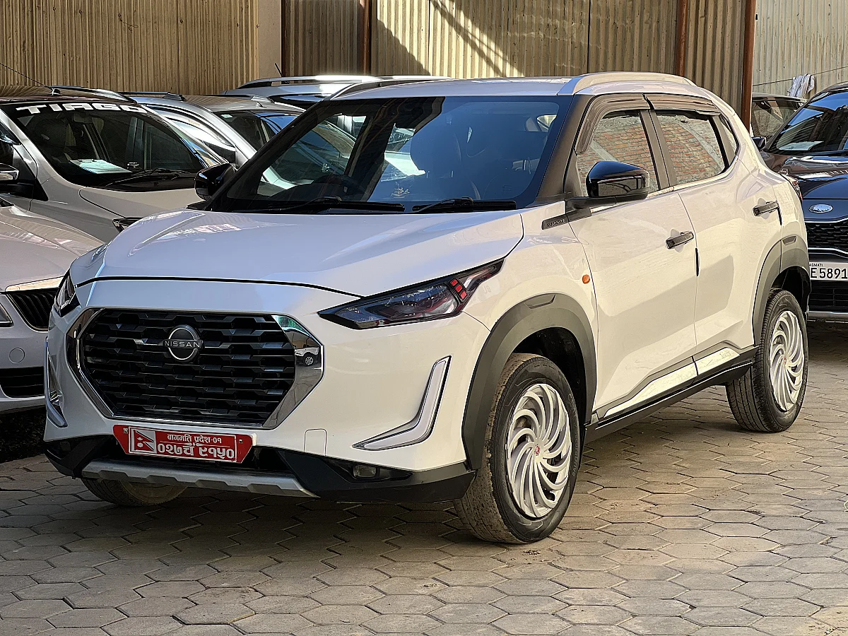 Buy Nissan Magnite XE 2022 in Nepal,Rs.2650000